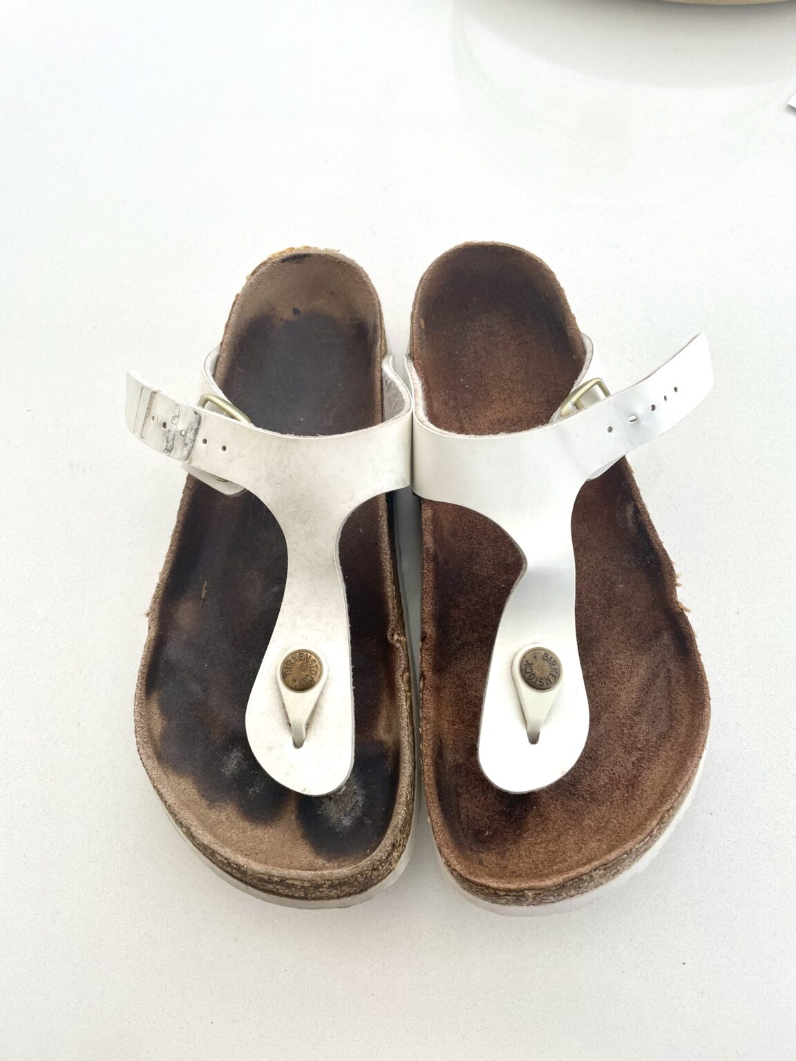 How To Clean Toe and Foot Marks From Sandals - 8 Easy Tips - Chic Pedi
